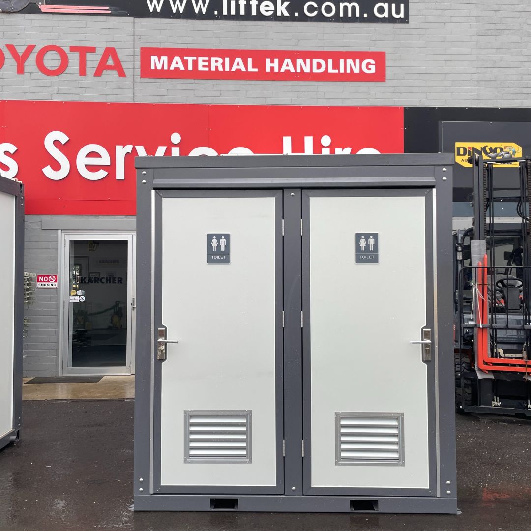 Portable Double Toilet Block – Liftekgriffith